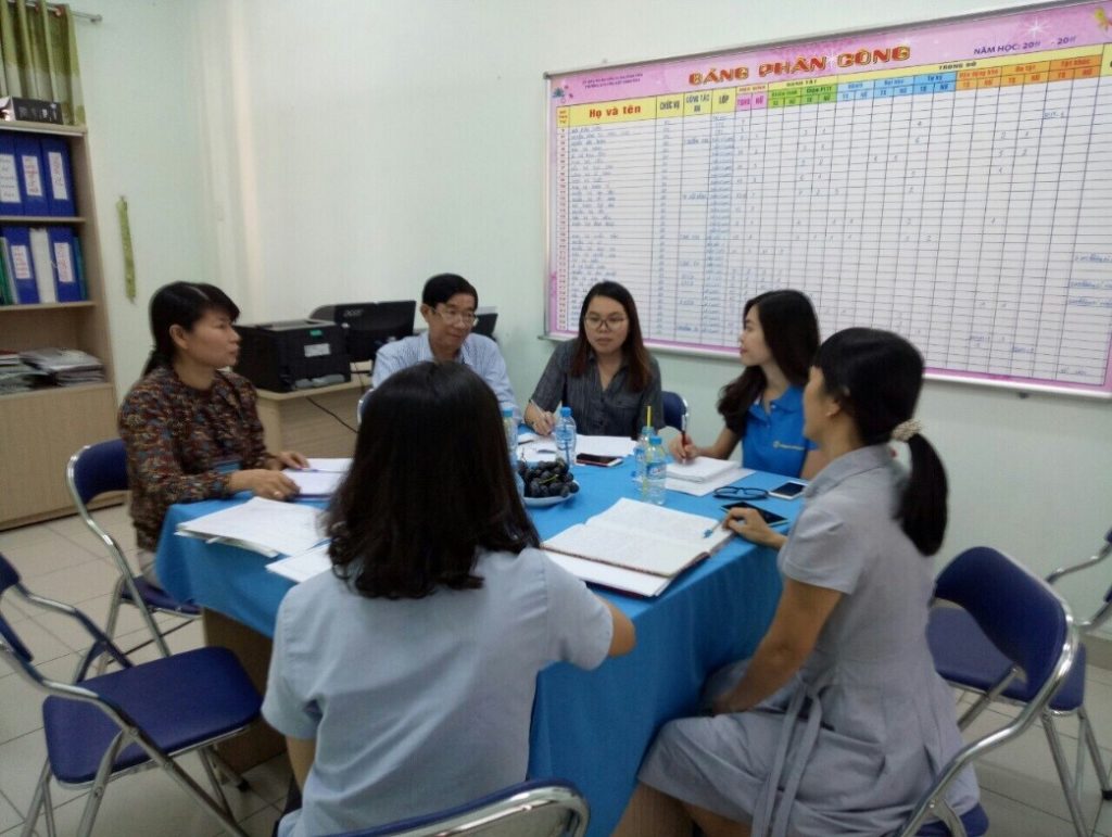 Evaluation of the first training program “Early intervention for ...
